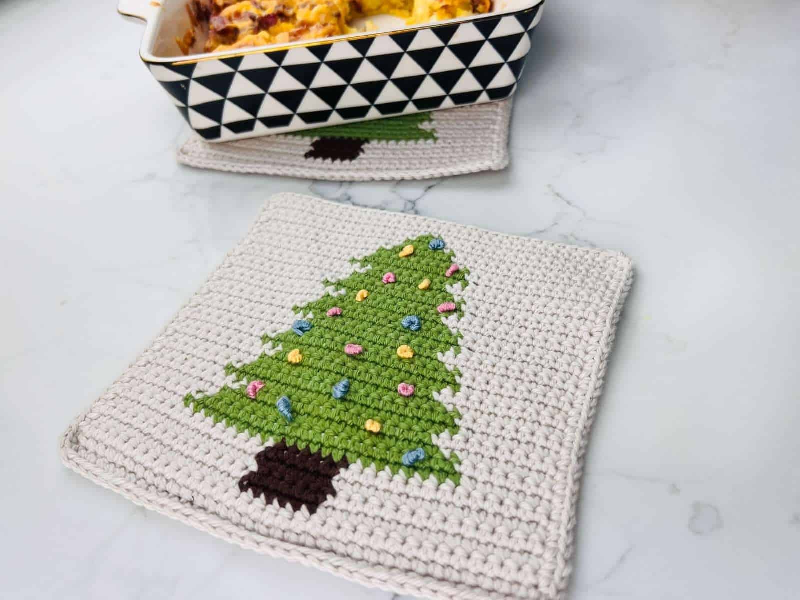 FREE Crochet Christmas Tree Square Pattern