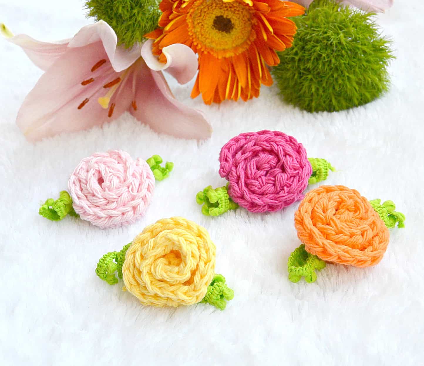 18 Beautiful Crochet Flower Patterns