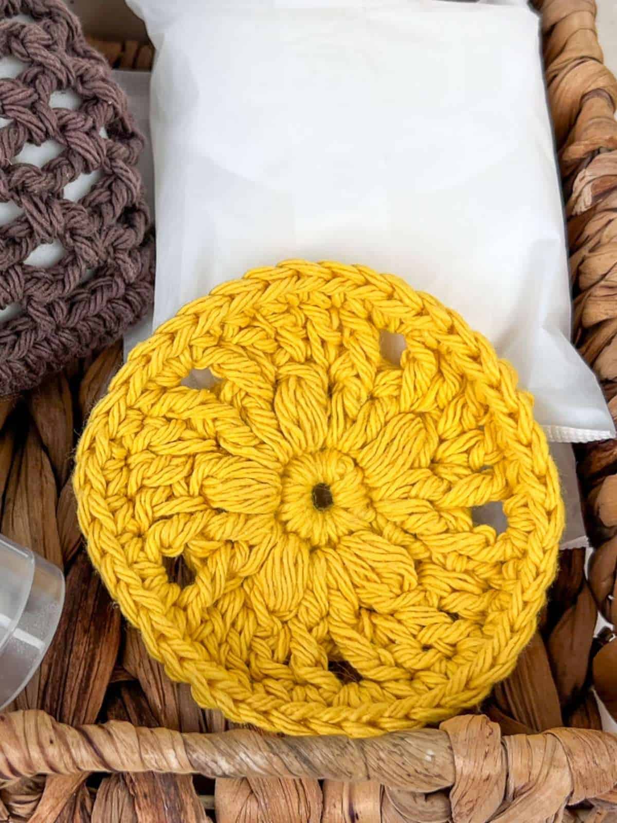 17+ Crochet Bathroom Ideas to Transform Your Space